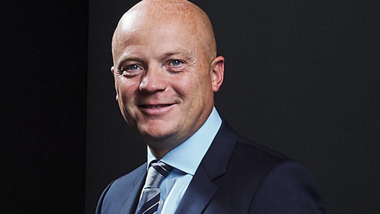 Training Ground Guru | Hitchen exits Tottenham after five years